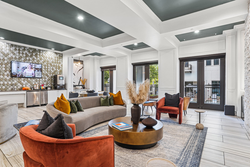 Dallas Apartments | Cantabria at Turtle Creek | Gallery